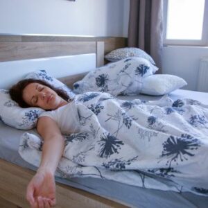How Should I Sleep With A Broken Hand? | Mirza Orthopedics NY
